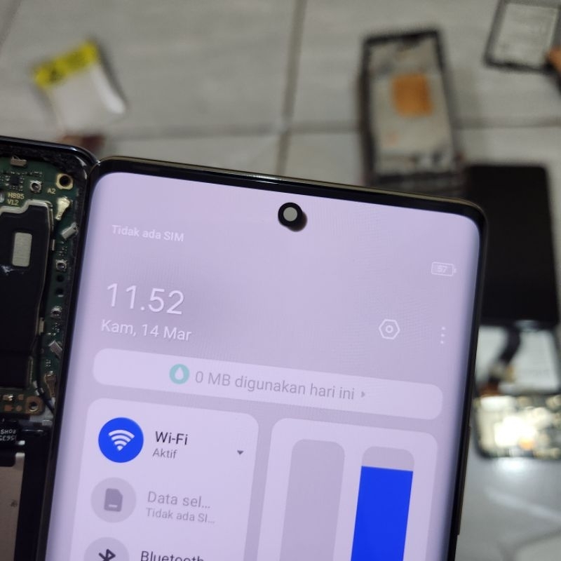 Jual LCD TOUCHSCREEN FULLSET + FRAME INFINIX NOTE 40 PRO 4G X6850 MINUS ...
