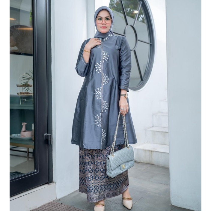 Jual Terlaris New Kebaya Kurung Payet ZikZak Terbaru Kebaya Baju kurung Modern Selendang Kebaya ...