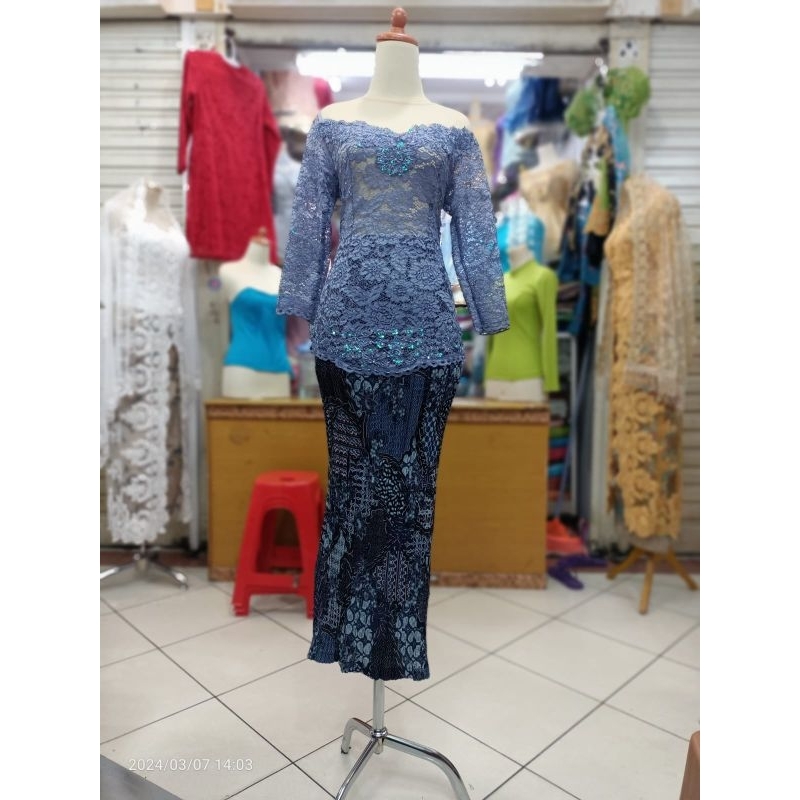 Jual SET KEBAYA BALI MODERN/KEBAYA PESTA/KEBAYA WISUDA PAYET/KEBAYA ...