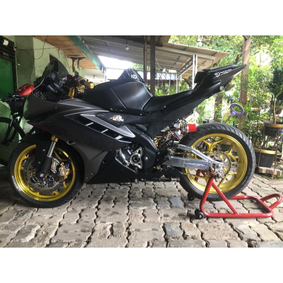 Jual new R15 V3 standar paddock yamaha mt R 15 v 3 vva 2018 xbare MT15 ...