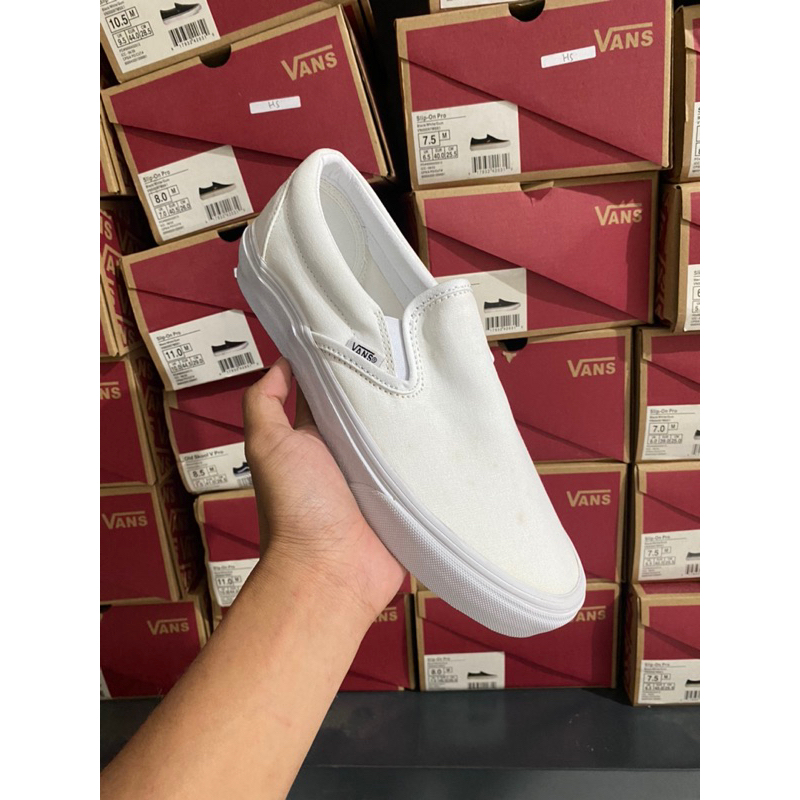 Jual Vans Slip On True White Classic Replace Box Sedikit Kotor | Shopee ...