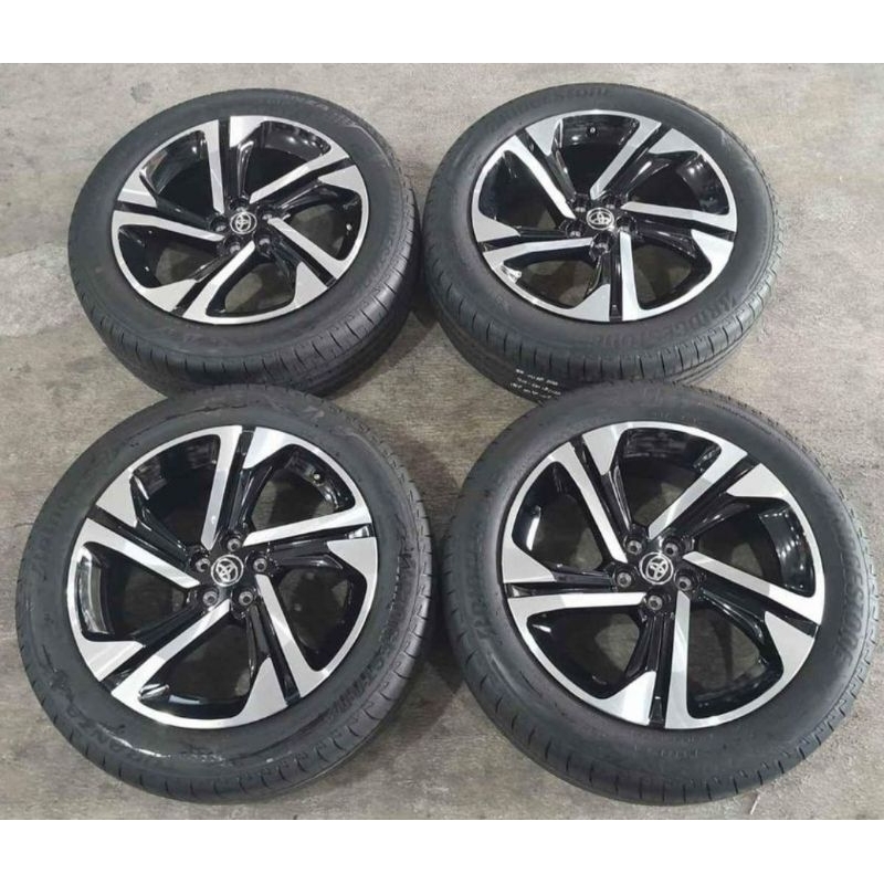 Jual Velg pelek mobil Second murah oem Toyota Yaris Croos ring 18 ban brigestoone bisa untuk ...