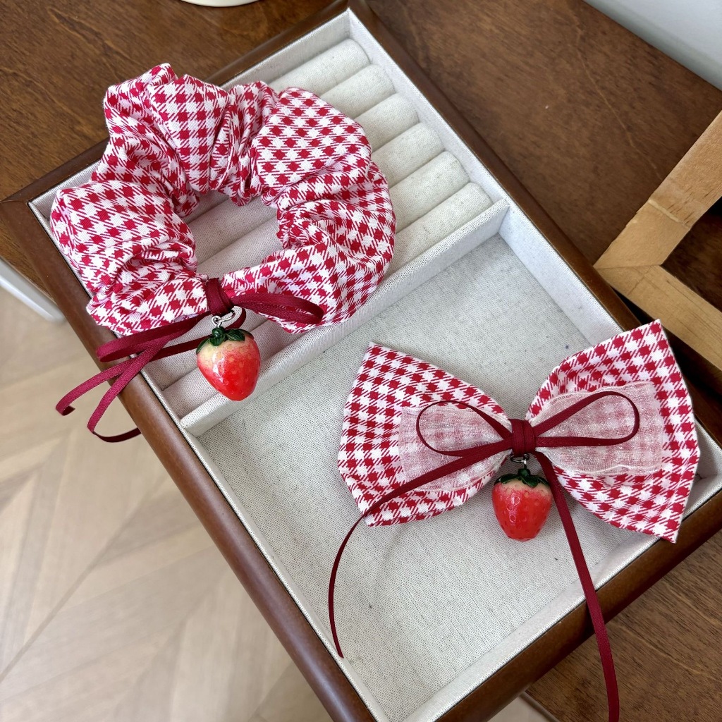 Jual Scrunchie Retro Strawberry / Scrunchie Gingham Plaid / Kuncir ...