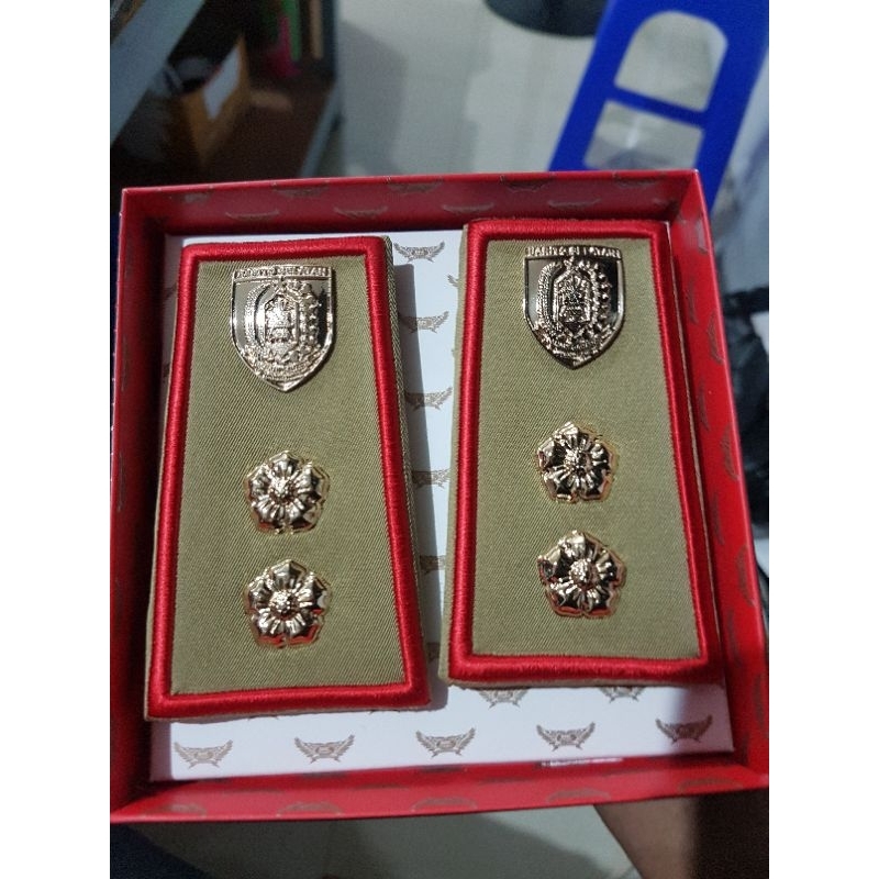 Jual 4 pasang tpdh Barsel 4c(1),4a(2),3d(1) lis merah | Shopee Indonesia