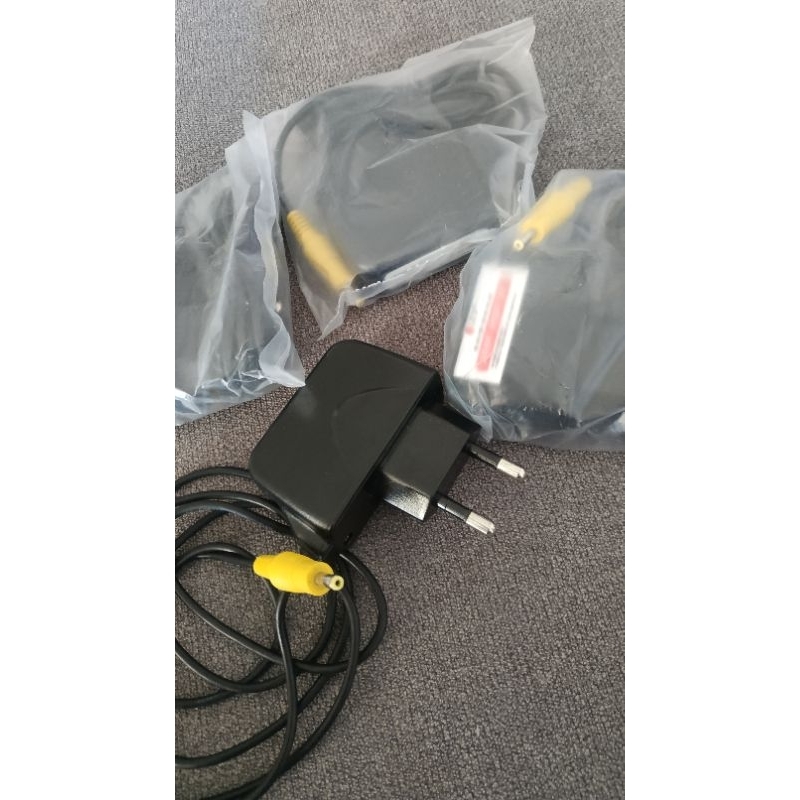 Jual Adapter Stb Ax512 trans gen2 daya 5v 2A | Shopee Indonesia