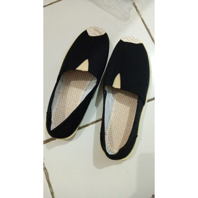 Jual SEPATU RAMI ALA WAK*I | Shopee Indonesia