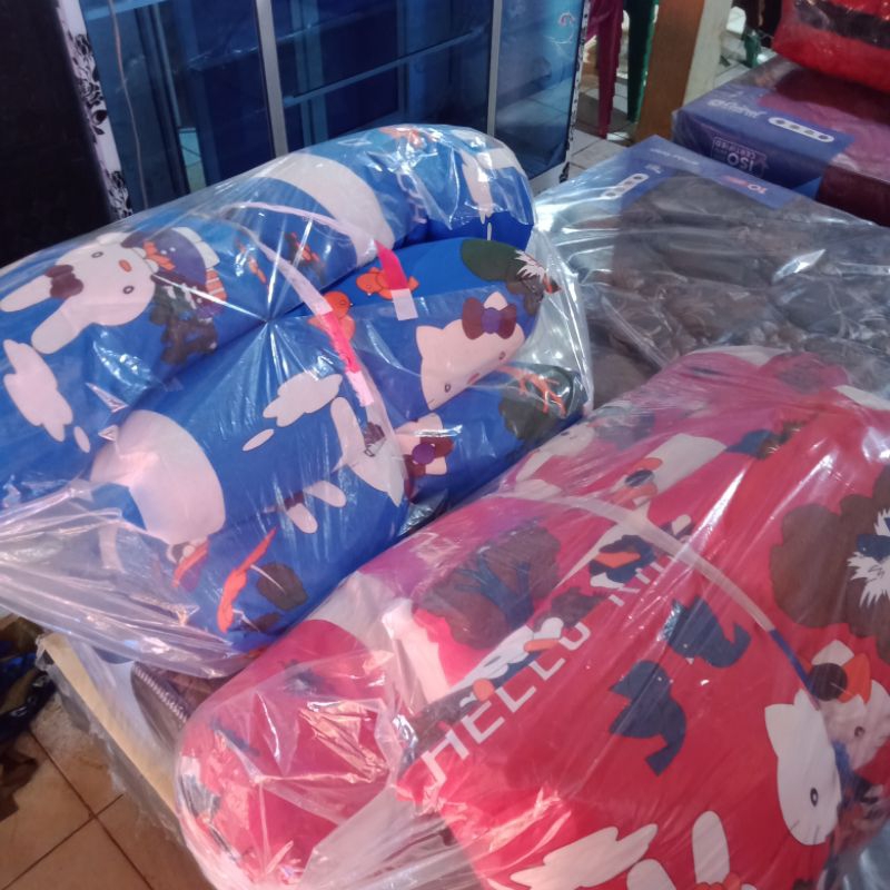 Jual BANTAL KAPUK / SET BANTAL GULING / MEBEL PELAIHARI SARI INDAH ...