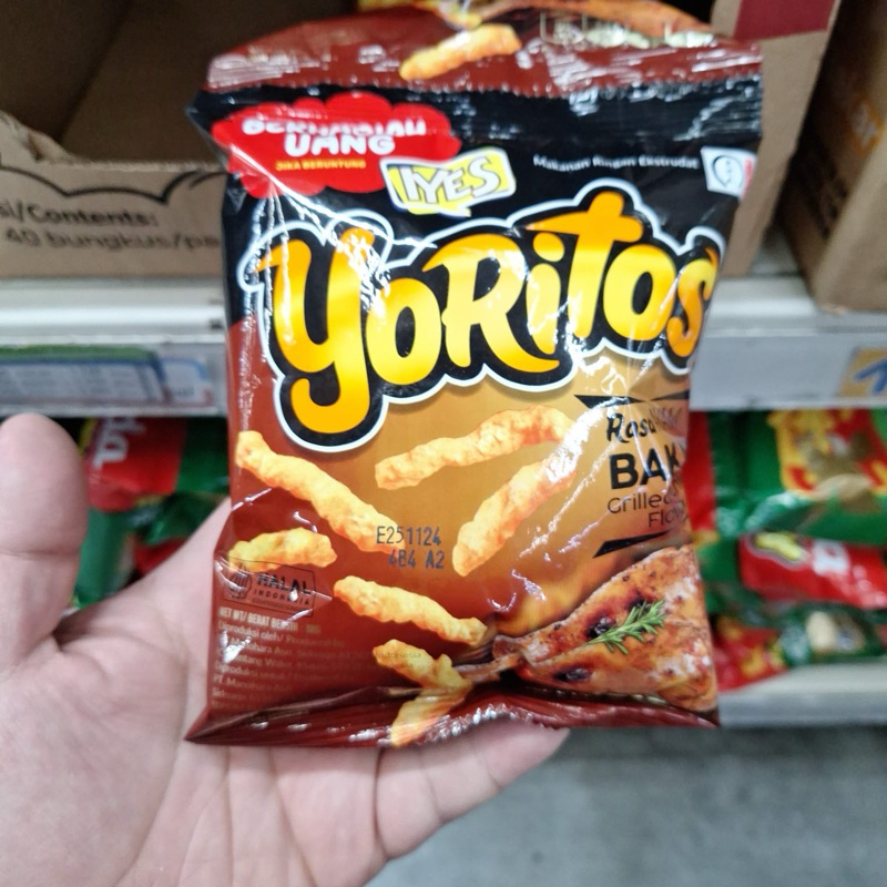 Jual IYES YORITOS Ayam Bakar 18gram | Shopee Indonesia