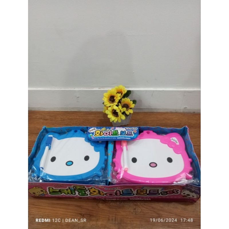 Jual Papan Tulis Persegi dan Bentuk Kepala Hello Kitty | Shopee Indonesia