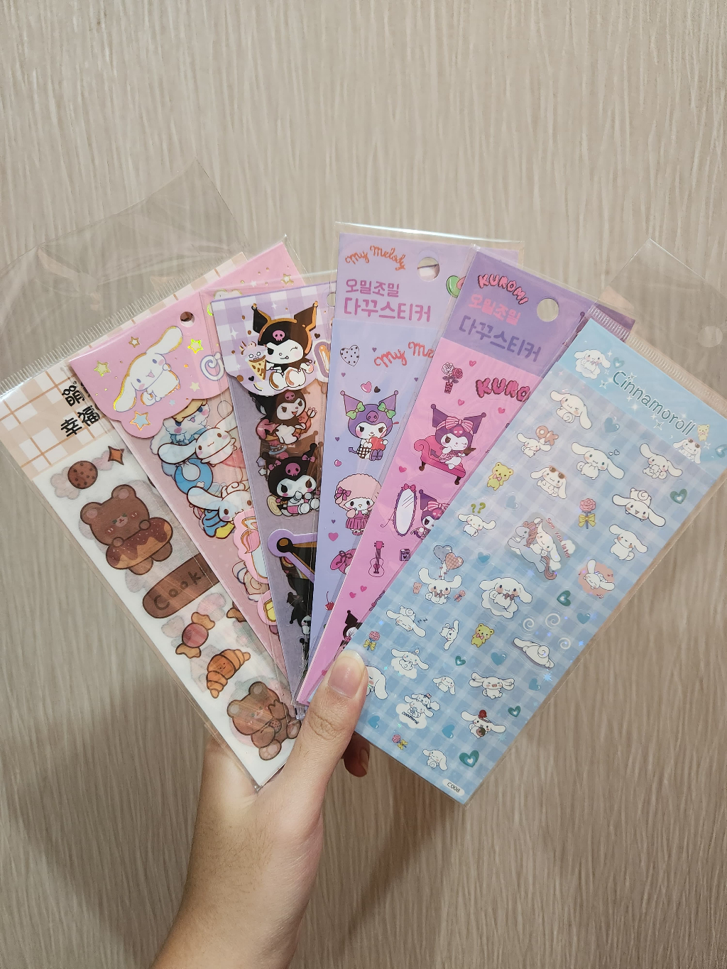 Jual Stiker Sticker Sanrio Glossy Aesthetic Karakter Bear Kuromi ...