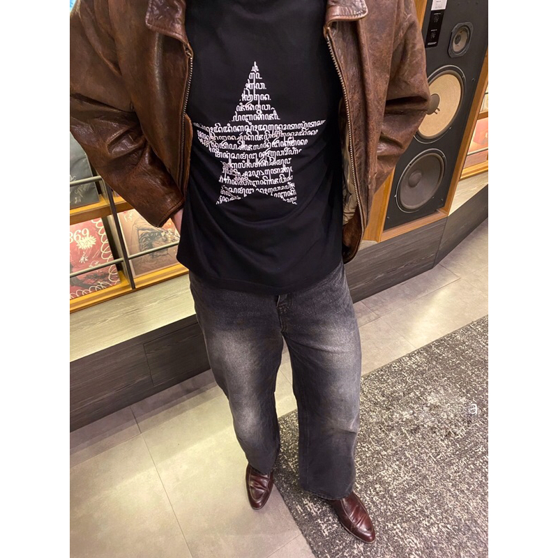 Jual Luxury Boxy Tees Black Star’s (20s) | Shopee Indonesia