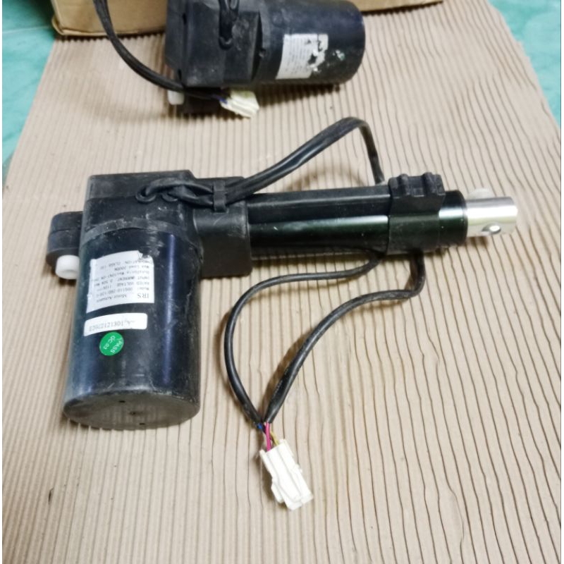 Jual DC motor linear actuator IRS 110V - 0,50A - load 3000N, motor ...