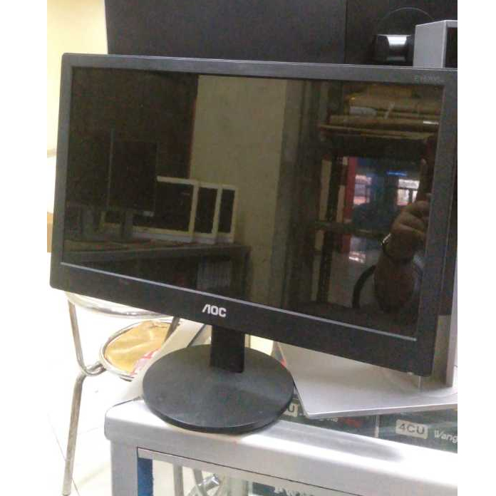 Jual Lcd Monitor Merek AOC E1670Sw 16 inch | Shopee Indonesia