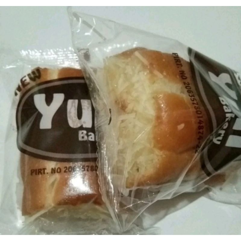 Jual ROTI YULI varian rasa coklat dan keju lumer | Shopee Indonesia
