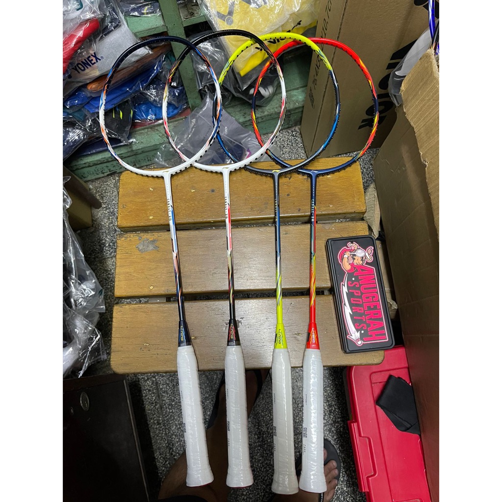 Jual Raket Badminton Li-Ning / LINING COMBAT-Z8 / COMBAT Z8 80-84g ...