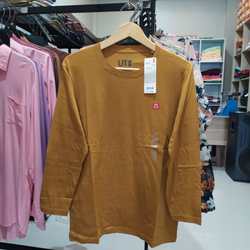 Jual Kaos Panjang Uniqlo | Shopee Indonesia