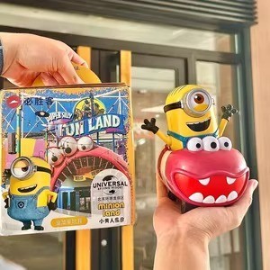 Jual 2023 Pizza Hut Minions Toys Swinging Minion land | Shopee Indonesia
