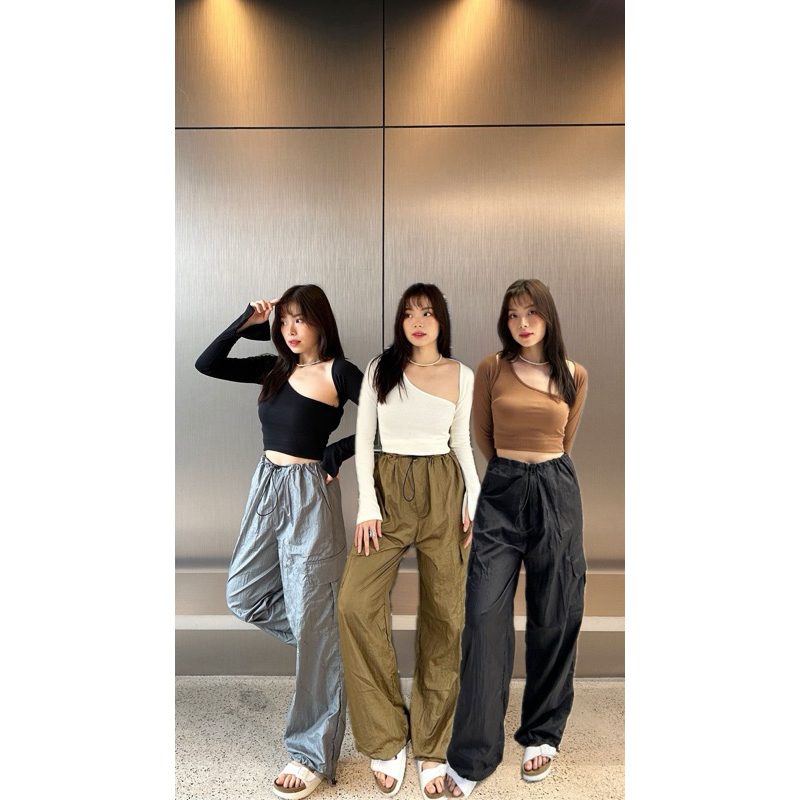 Jual HW - Naura Top - 037 - Baju Lace Wanita Deep V Neck Longsleeve ...