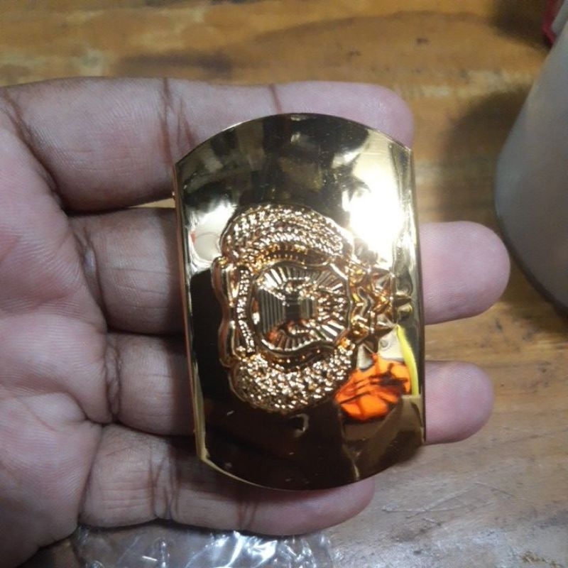 Jual kepala sabuk jatah PDH untuk polri warn kuning gold | Shopee Indonesia