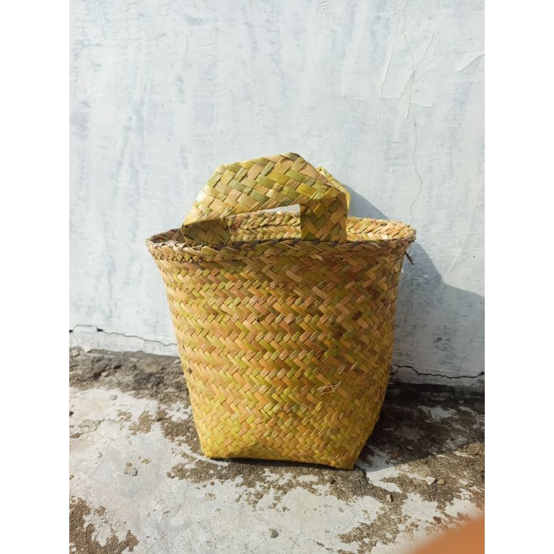 Jual Cover Pot Tanaman dari Rumput Purun Ukuran Kecil - Hampers atau ...
