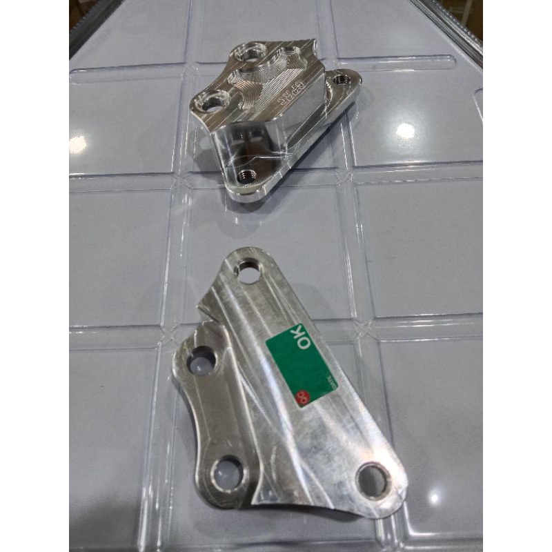 Jual Braket breket CNC XMAX Kaliper 4P axial cakram lebar 298/300 mm ...