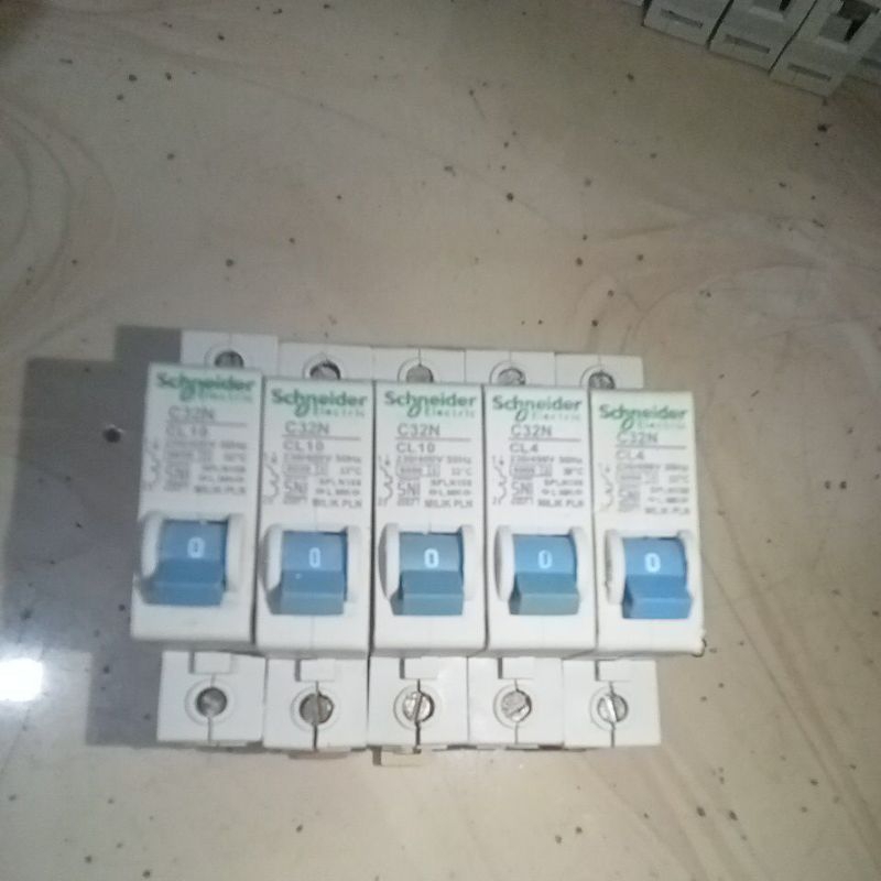 Jual MCB pln 1phase | Shopee Indonesia