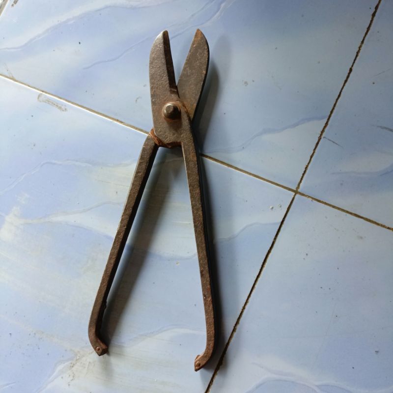 Jual gunting besi antik jadul lawas rustik | Shopee Indonesia
