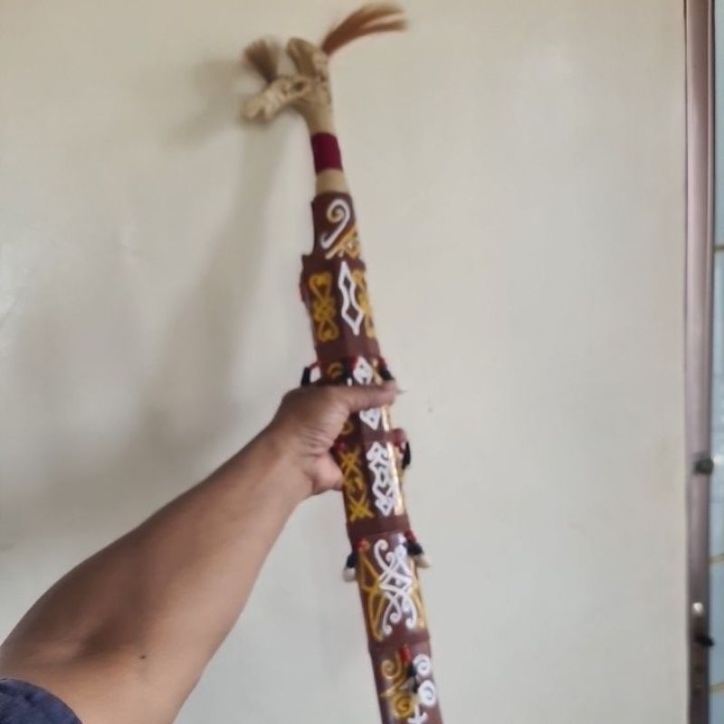 Jual Mandau etnik Dayak kalimantan Mandau Naga di buat pengrajin lokal ...
