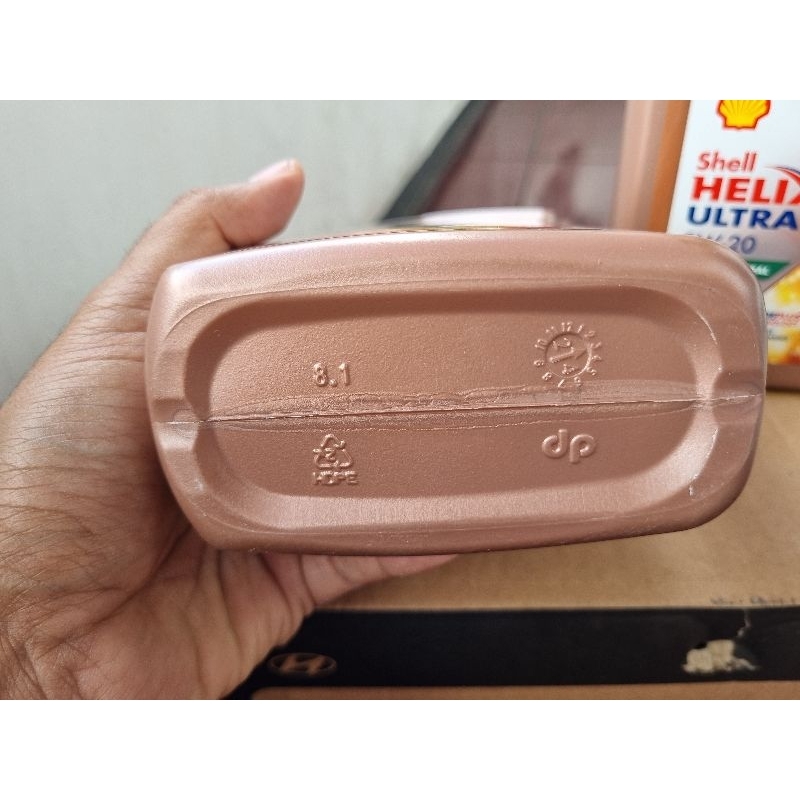 Jual Shell Helix Ultra 0W 20 Carbon Neutral Full Synthetic 1liter Untuk ...