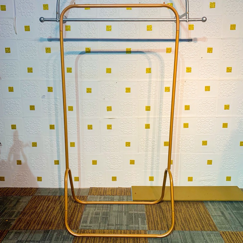 Jual StandHanger Tren Terbaru warna Gold | Gawang Kekinian Butik ...
