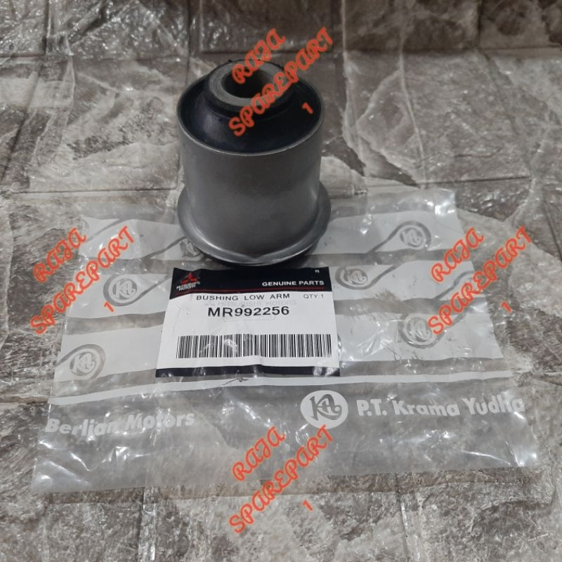 Jual BUSHING LOW ARM TRITON PAJERO SPORT ORIGINAL MR992256 | Shopee ...