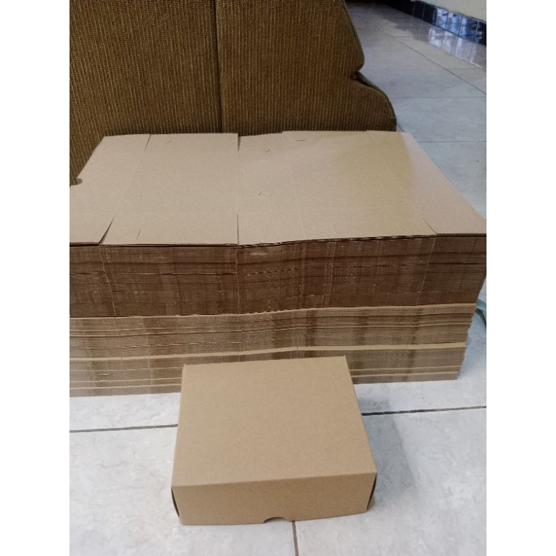 Jual kardus / dus R5 16×12,5×6,5 Tutup Full kokok | Shopee Indonesia