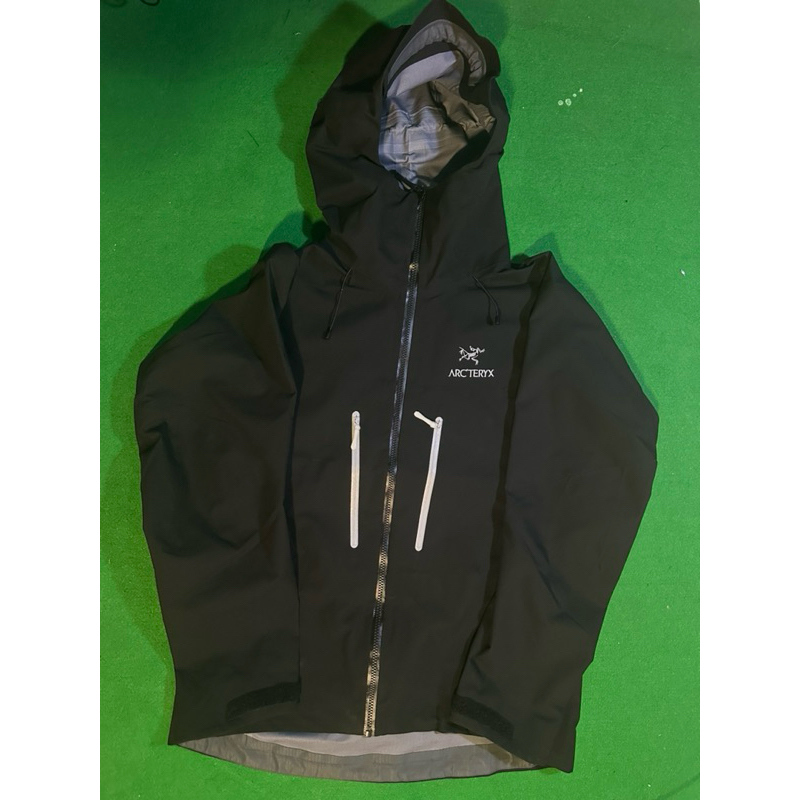 Jual Arcteryx Alpha SV orca | Shopee Indonesia