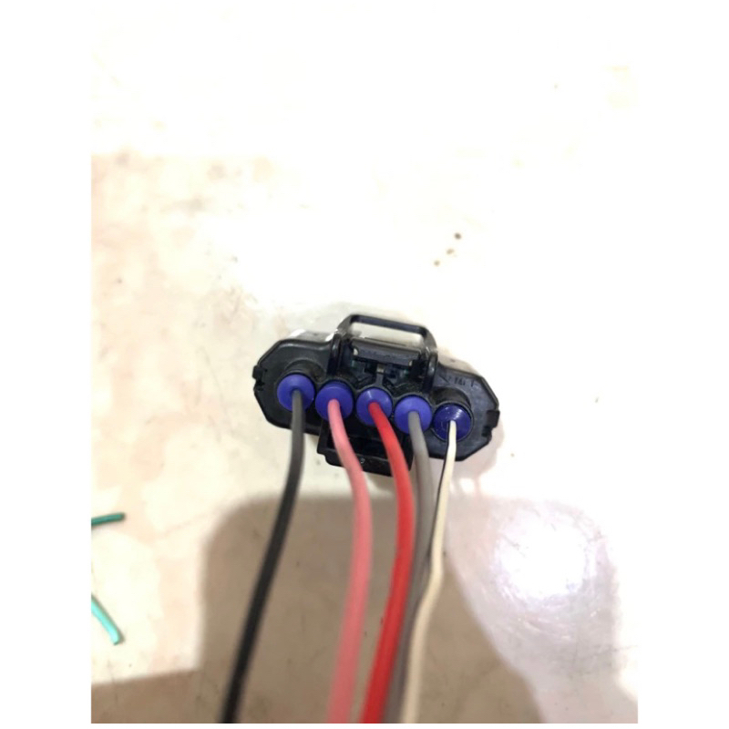 Jual Soket sensor airflow innova vios yaris fortuner hilux socket ...