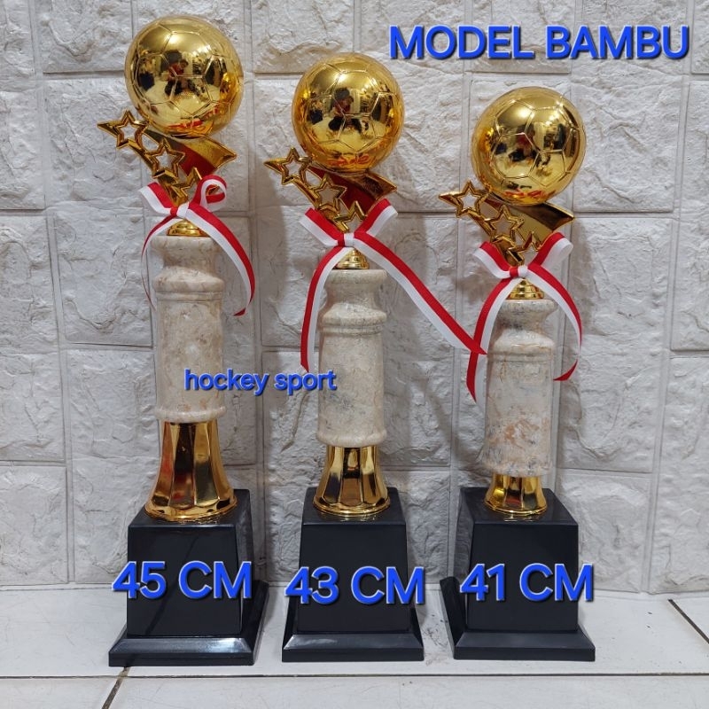 Jual Trophy Piala Custom Tulisan Trophy Sepak Bola Futsal Kaca Marmer ...