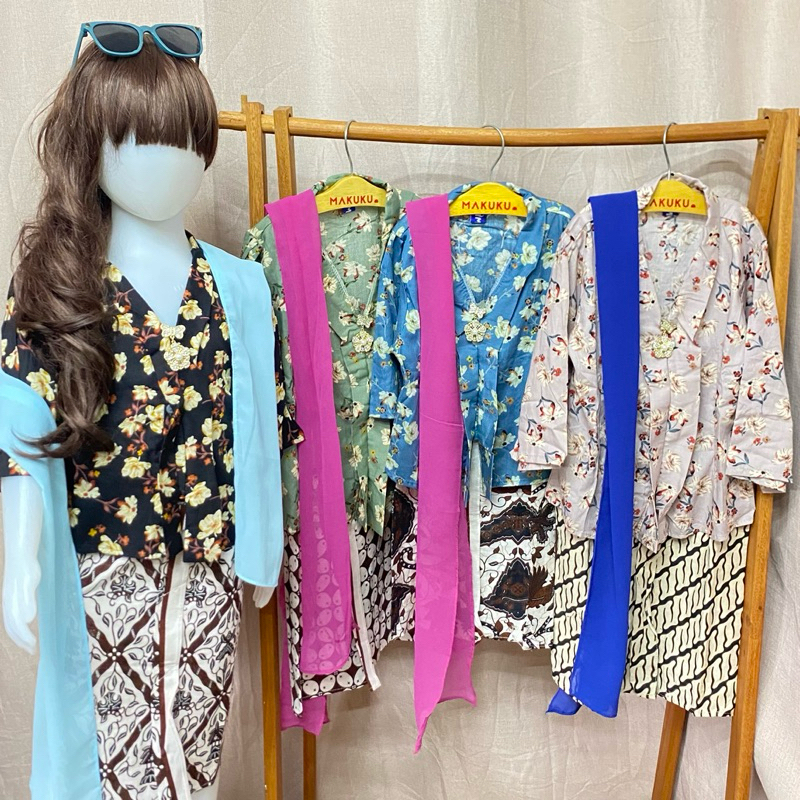 Jual BATIK COSTUME KEBAYA BATIK ANAK ADAT JAWA TENGAH MOTIF BUNGA KATUN ...