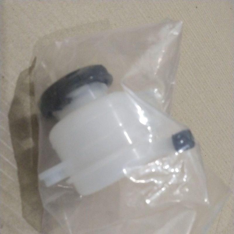 Jual tabung oli rem mobil, futura,T120ss Orisinil | Shopee Indonesia