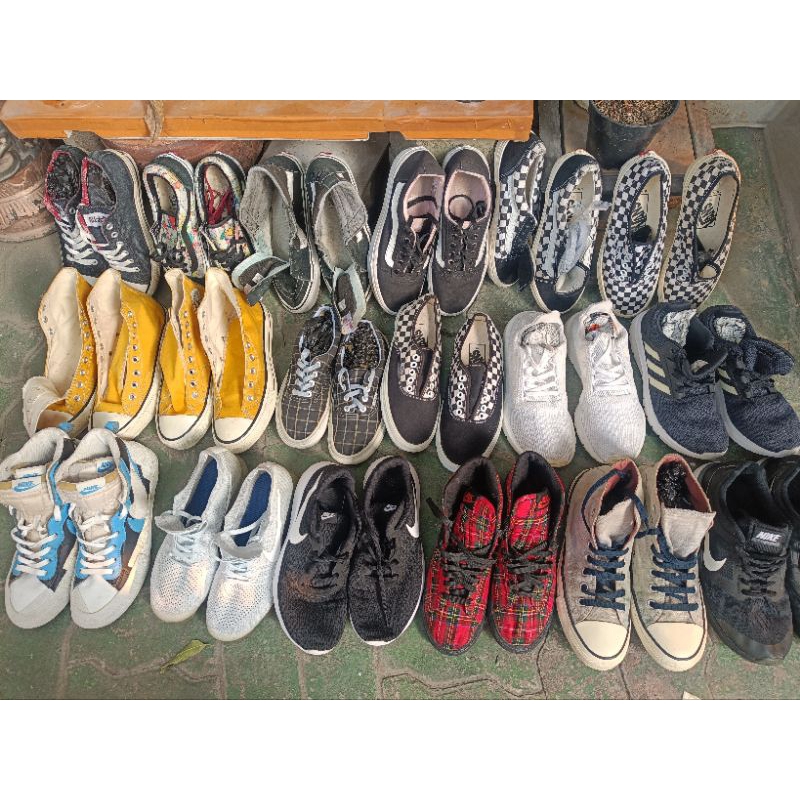 Jual harga sepatu 70 + admin | Shopee Indonesia