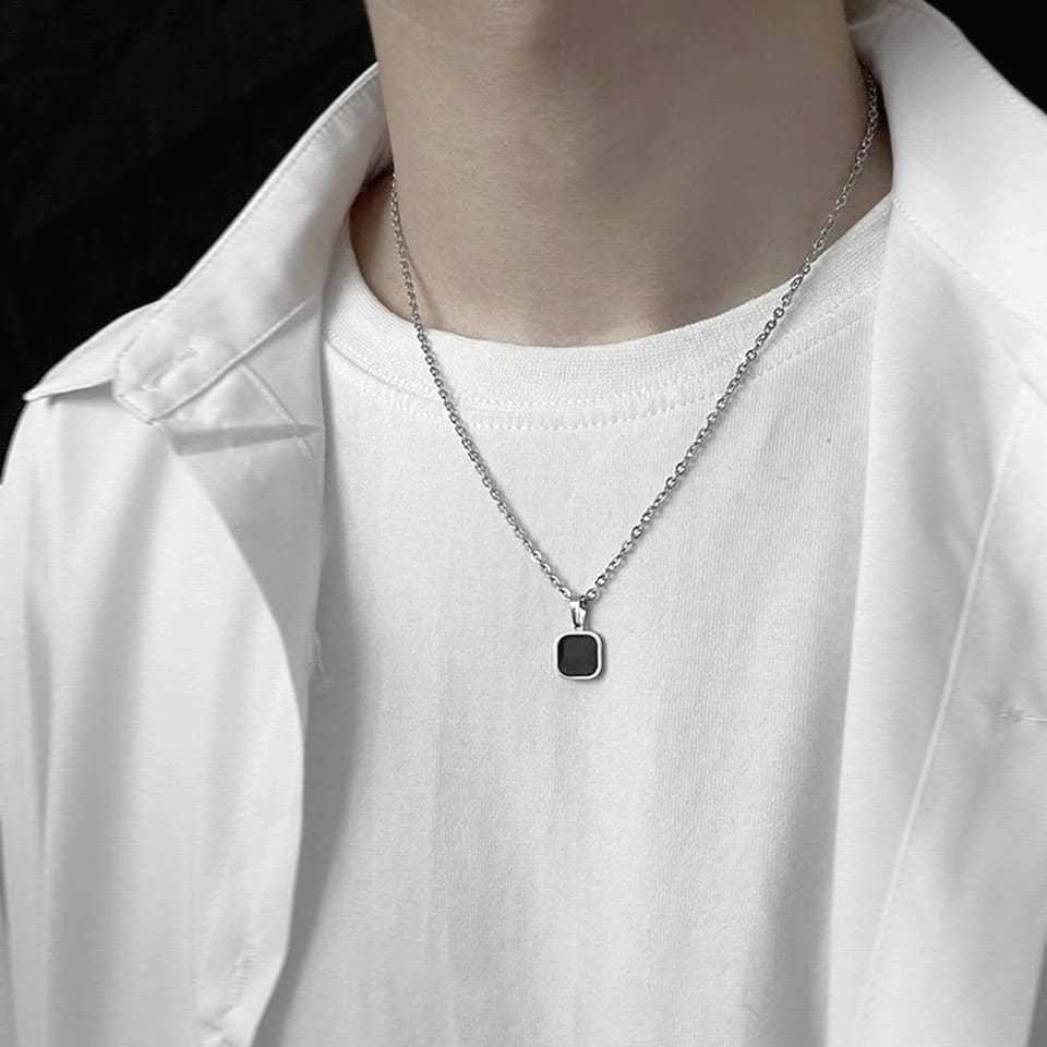 Jual KALUNG TITANIUM MODEL NURI LIONTIN PERSEGI GEOMETRIS LIONTIN KOTAK ...
