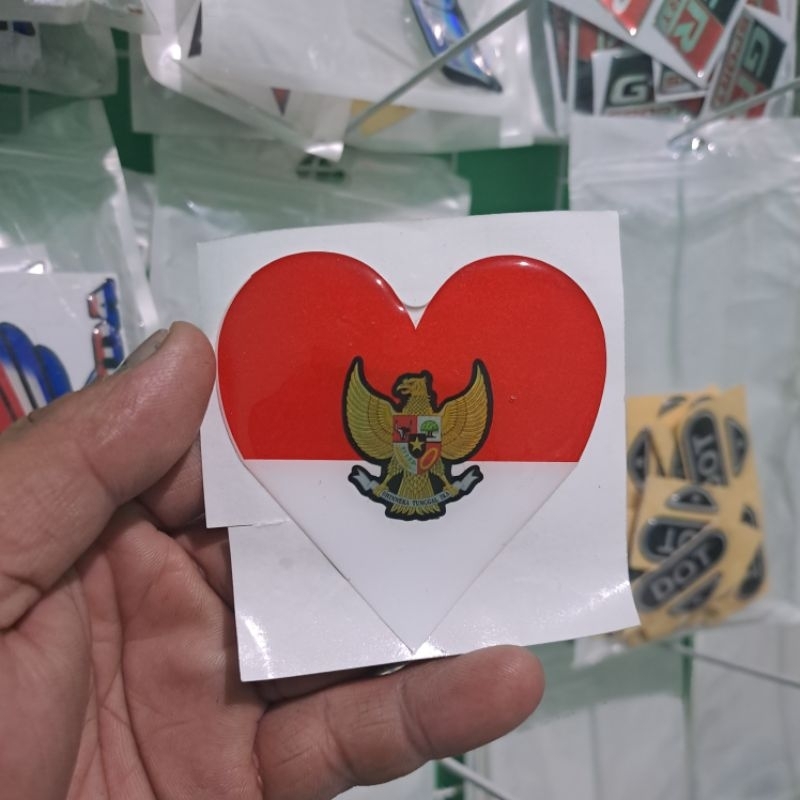 Jual STICKER BENDERA MERAH PUTIH GARUDA LOVE STIKER TIMBUL | Shopee ...