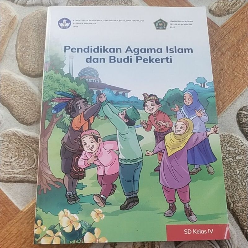 Jual Buku Pendidikan Agama Islam dan Budi Pekerti kelas 4 SD/MI Kurikulum Merdeka | Shopee Indonesia