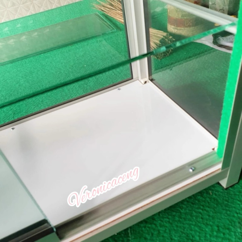 Jual ETALASE ALUMINIUM KACA 50CM LEMARI DISPLAY MAKANAN MINUMAN JUS ...