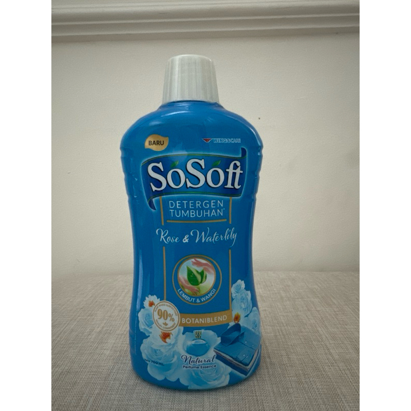 Jual sosoft detergent cair 700ml | Shopee Indonesia