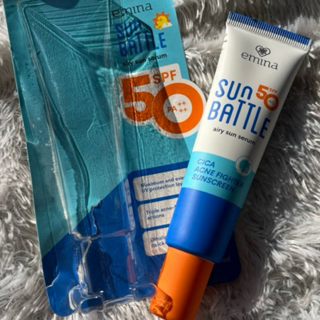 Jual EMINA SUN BATTLE CICA ACNE FIGHTER SUNSCREEN SPF 50 PA++++ 30ML ...