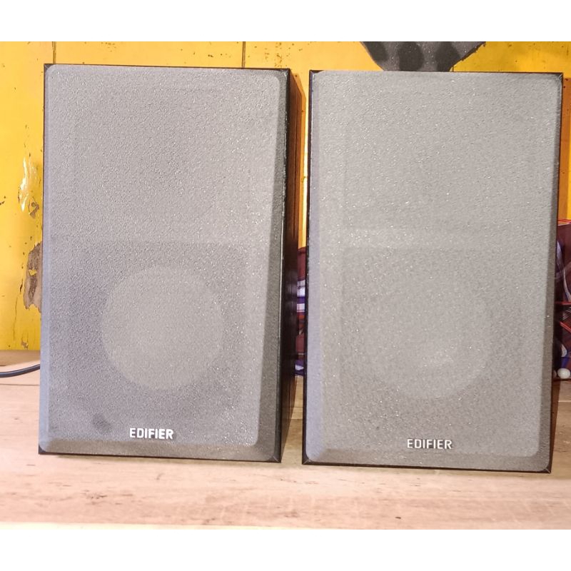 Jual SPEACKER MONITOR FLAT EDIFIER R900T SECOND | Shopee Indonesia