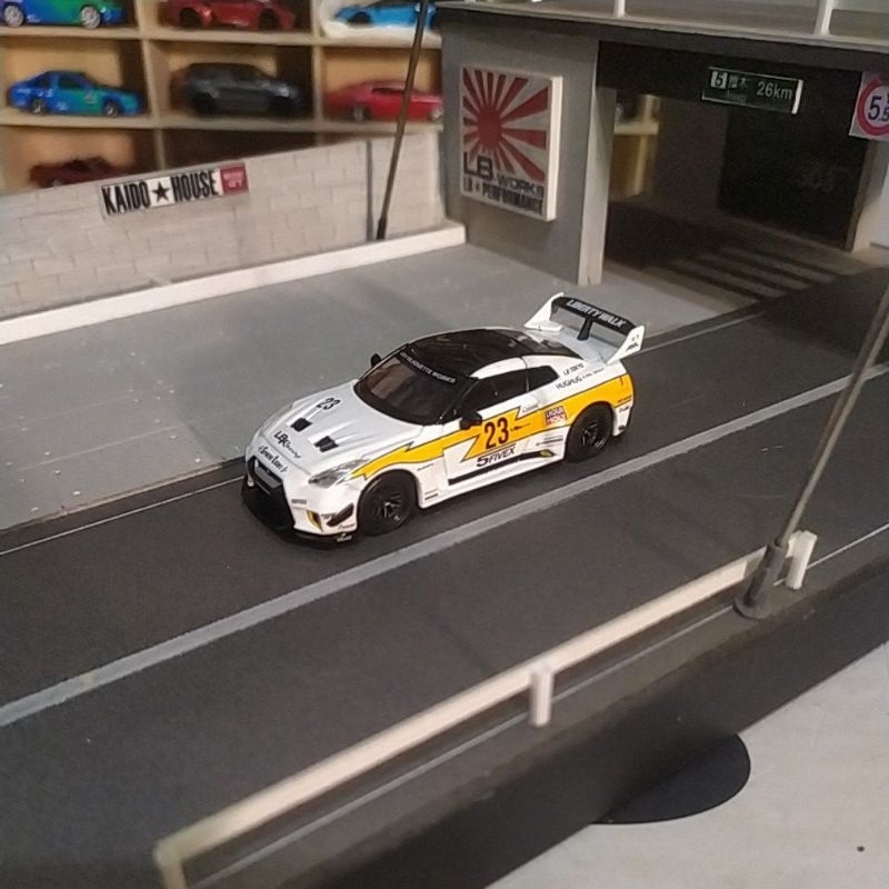 Jual Mini GT nissan r35 lbwk (box ada) | Shopee Indonesia
