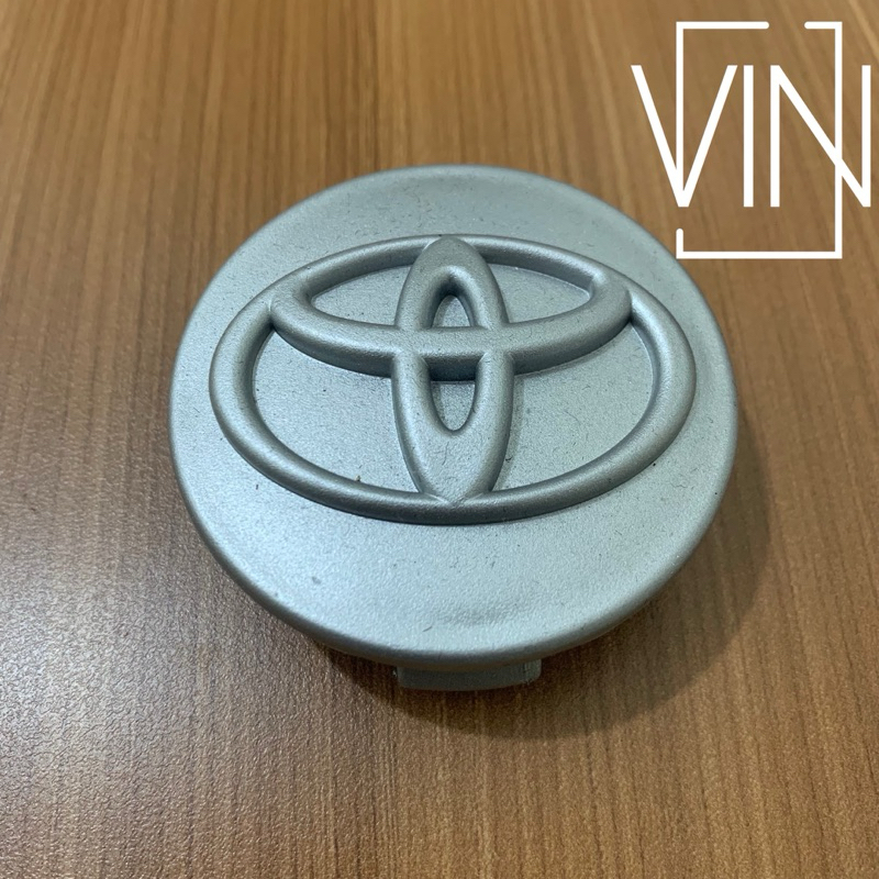 Jual Dop Roda Tutup Velg Toyota Innova 2005-2015 Diameter 6.2cm Harga ...