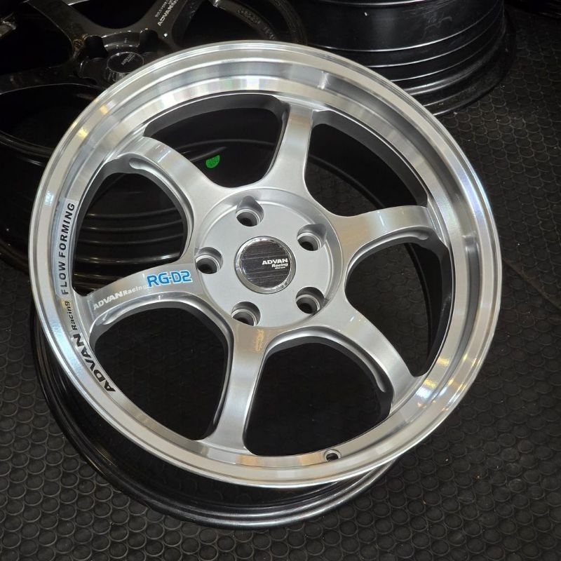 Jual velg mobil ring 17 ADVAN RG D2 FLOW FORMING velg racing mobil R17 Ertiga Xl7 Juke Innova ...
