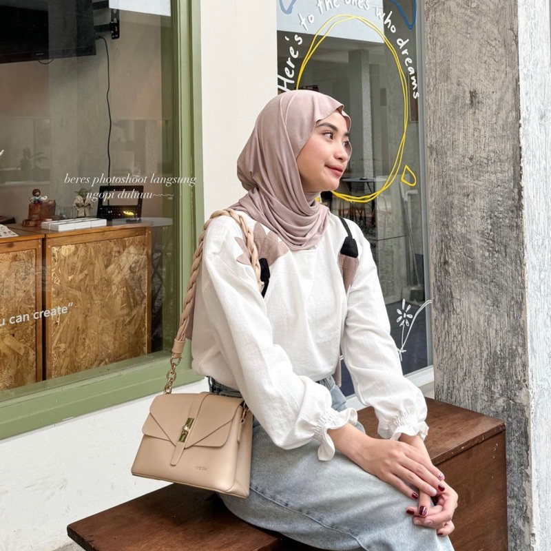 Jual Julie Blouse By Fabe.co / Blouse Wanita / Blouse Unik by ...