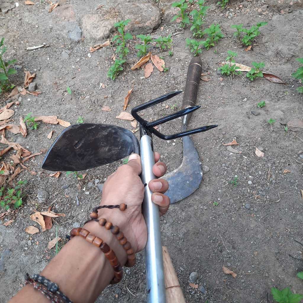 Jual Wahyu Peralatan Berkebun Lengkap Bahan Baja Isen / Wahyu Baja Isen ...